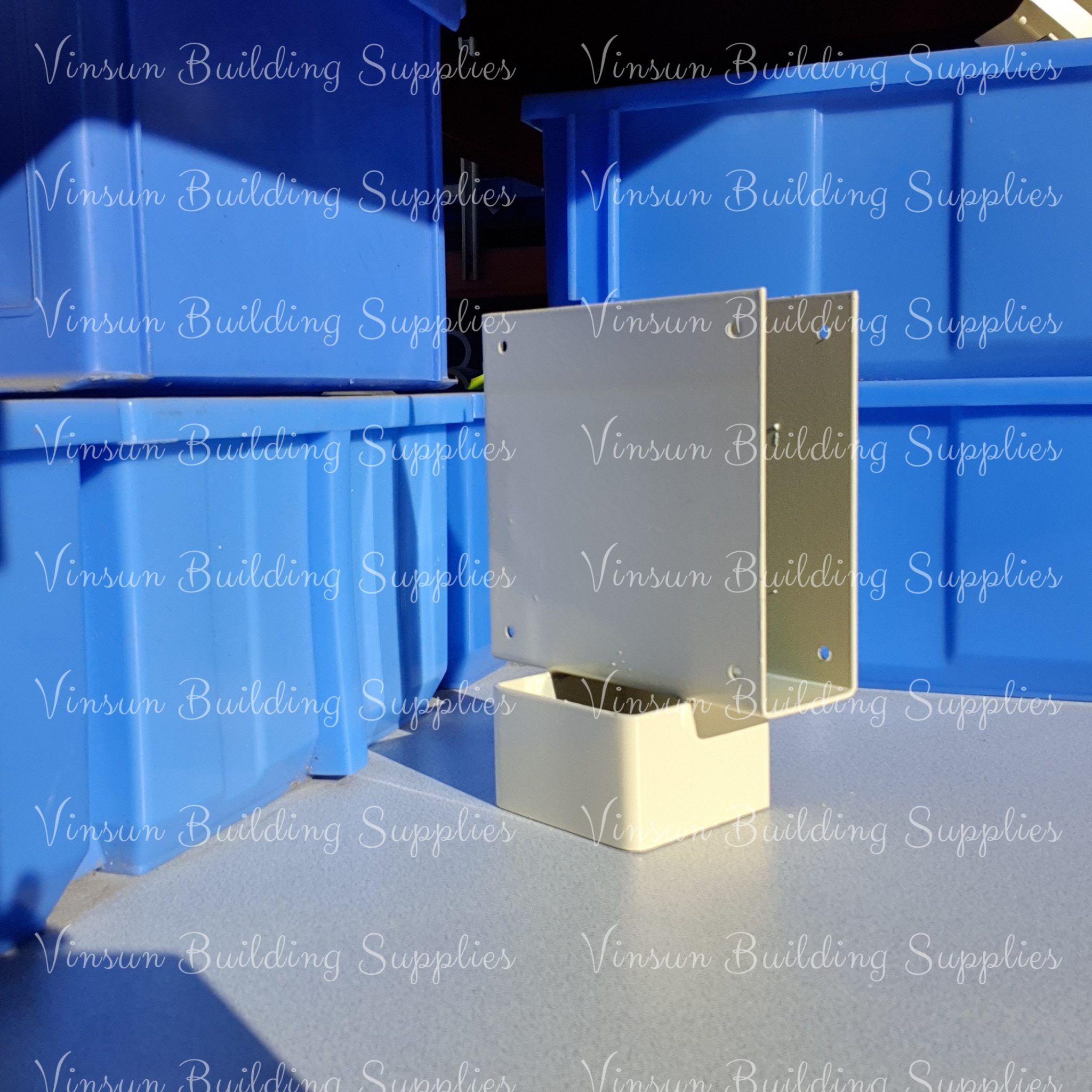 Aluminium Post & Accessories Archives